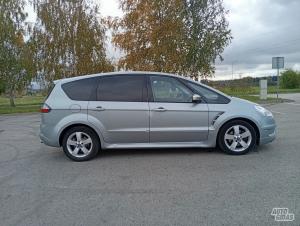 Grey Ford S-Max 2010 in Vilnius, with an engine capacity of 2.20 L and mileage of 326 thousand km for 4100 €, photo 8 on AUTOMOTO.COM.LV