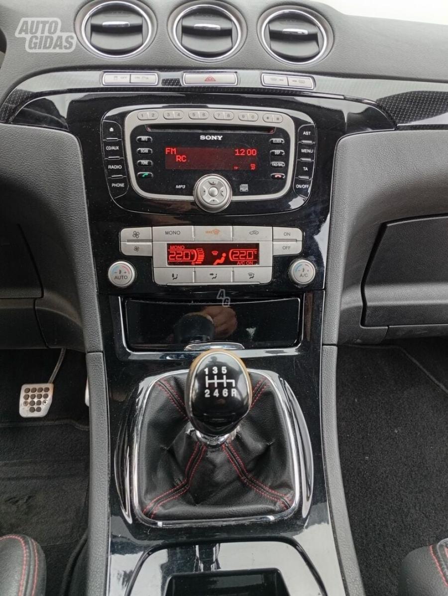 Grey Ford S-Max 2010 in Vilnius, with an engine capacity of 2.20 L and mileage of 326 thousand km for 4100 €, photo 44 on AUTOMOTO.COM.LV