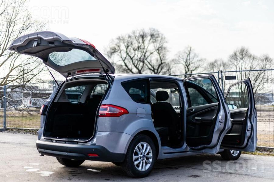 Grey Ford S-Max 2011 in Riga, with an engine capacity of 2.00 L and mileage of 314 thousand km for 2750 €, photo 9 on AUTOMOTO.COM.LV