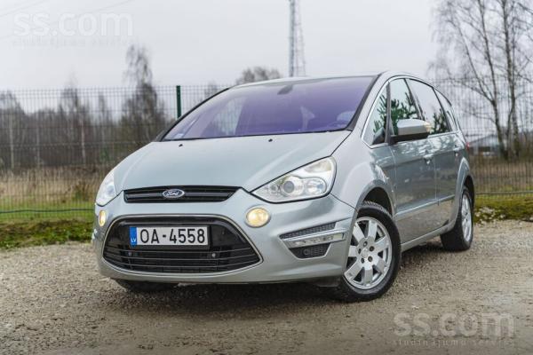 Pelēks Ford S-Max 2011 Rīga, ar dzinēja tilpumu 2.00 L un nobraukumu 264 tūkst. km par 5990 €, foto 1 vietnē AUTOMOTO.COM.LV