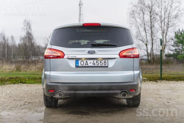 Pelēks Ford S-Max 2011 Rīga, ar dzinēja tilpumu 2.00 L un nobraukumu 264 tūkst. km par 5990 €, foto 5 vietnē AUTOMOTO.COM.LV