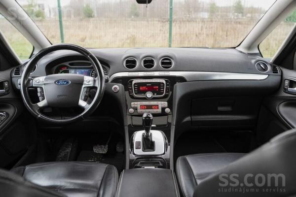 Pelēks Ford S-Max 2011 Rīga, ar dzinēja tilpumu 2.00 L un nobraukumu 264 tūkst. km par 5990 €, foto 10 vietnē AUTOMOTO.COM.LV