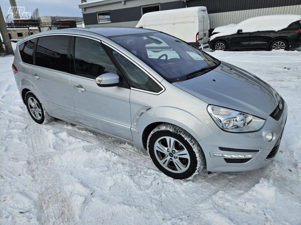 Pelēks Ford S-Max 2011 Mažeikiai, ar dzinēja tilpumu 2.20 L un nobraukumu 244 tūkst. km par 4650 €, foto 1 vietnē AUTOMOTO.COM.LV