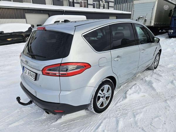 Grey Ford S-Max 2011 in Mazeikiai, with an engine capacity of 2.20 L and mileage of 245 thousand km for 4650 €, photo 7 on AUTOMOTO.COM.LV