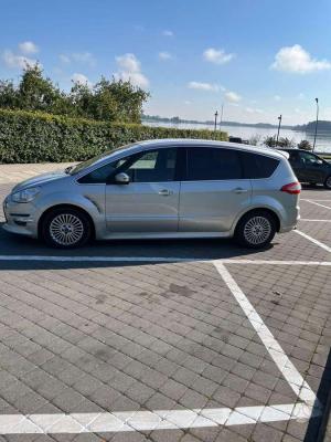Grey Ford S-Max 2011 in Telschi, with an engine capacity of 2.00 L and mileage of 240 thousand km for 4400 €, photo 2 on AUTOMOTO.COM.LV