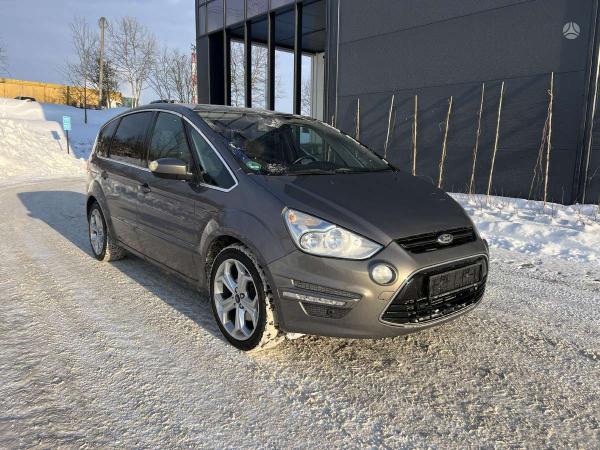 Pelēks Ford S-Max 2011 Viļņa, ar dzinēja tilpumu 2.18 L un nobraukumu 241 tūkst. km par 5800 €, foto 1 vietnē AUTOMOTO.COM.LV