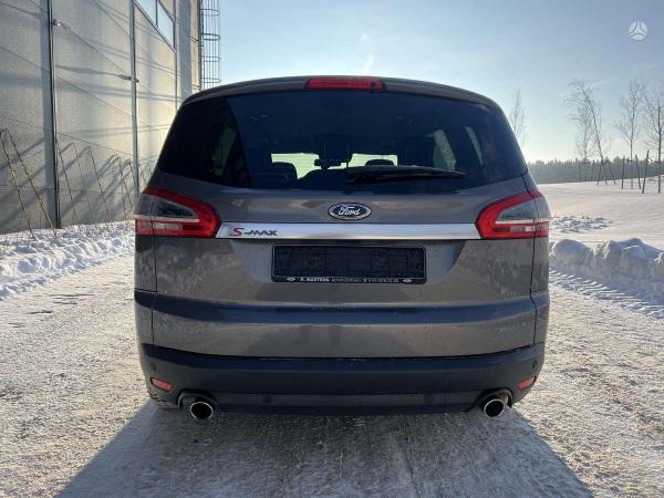 Pelēks Ford S-Max 2011 Viļņa, ar dzinēja tilpumu 2.18 L un nobraukumu 241 tūkst. km par 5800 €, foto 6 vietnē AUTOMOTO.COM.LV