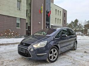 Grey Ford S-Max 2011 in Vilnius, with an engine capacity of 2.00 L and mileage of 246 thousand km for 5650 €, photo  on AUTOMOTO.COM.LV