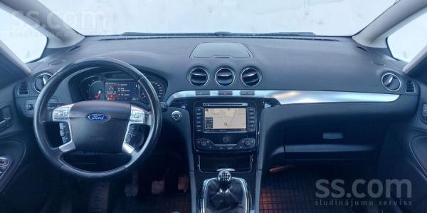 Pelēks Ford S-Max 2011 Tukums, ar dzinēja tilpumu 2.00 L un nobraukumu 248 tūkst. km par 5690 €, foto 5 vietnē AUTOMOTO.COM.LV