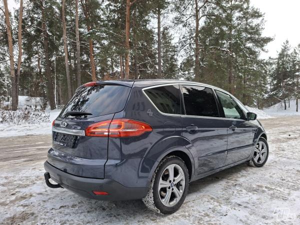 Pelēks Ford S-Max 2011 Viļņa, ar dzinēja tilpumu 2.00 L un nobraukumu 246 tūkst. km par 5550 €, foto 2 vietnē AUTOMOTO.COM.LV