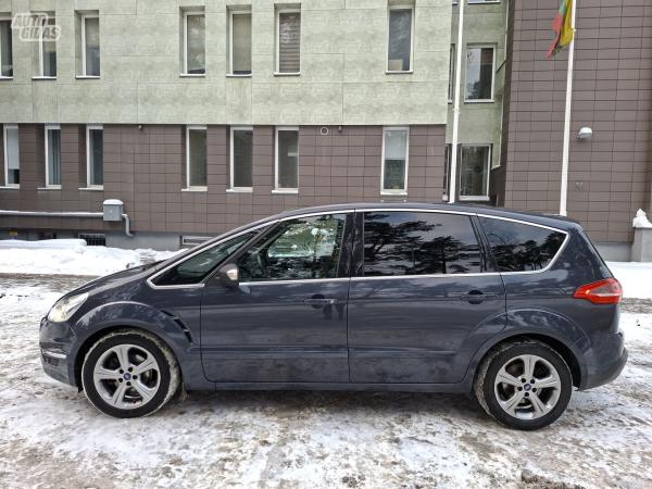 Pelēks Ford S-Max 2011 Viļņa, ar dzinēja tilpumu 2.00 L un nobraukumu 246 tūkst. km par 5550 €, foto 7 vietnē AUTOMOTO.COM.LV
