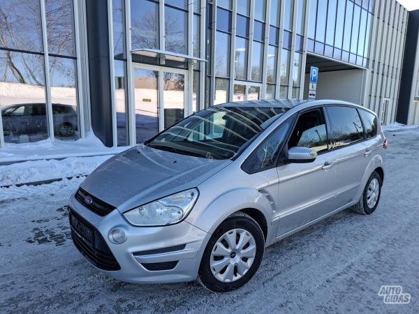 Grey Ford S-Max 2011 in Vilnius, with an engine capacity of 2.00 L and mileage of 277 thousand km for 4950 €, photo 1 on AUTOMOTO.COM.LV