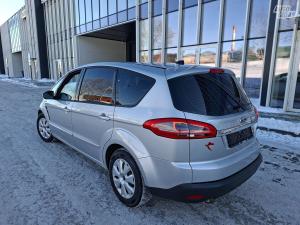 Grey Ford S-Max 2011 in Vilnius, with an engine capacity of 2.00 L and mileage of 277 thousand km for 4950 €, photo 2 on AUTOMOTO.COM.LV