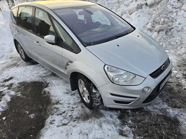 Pelēks Ford S-Max 2011 Šauļi, ar dzinēja tilpumu 2.00 L un nobraukumu 293 tūkst. km par 3699 €, foto 2 vietnē AUTOMOTO.COM.LV