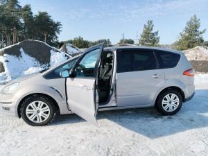Pelēks Ford S-Max 2011 Viļņa, ar dzinēja tilpumu 2.00 L un nobraukumu 281 tūkst. km par 4600 €, foto 2 vietnē AUTOMOTO.COM.LV