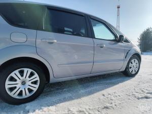Pelēks Ford S-Max 2011 Viļņa, ar dzinēja tilpumu 2.00 L un nobraukumu 281 tūkst. km par 4600 €, foto 3 vietnē AUTOMOTO.COM.LV