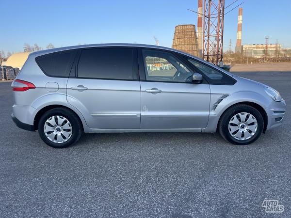 Pelēks Ford S-Max 2011 Kauņa, ar dzinēja tilpumu 2.00 L un nobraukumu 221 tūkst. km par 4450 €, foto 3 vietnē AUTOMOTO.COM.LV