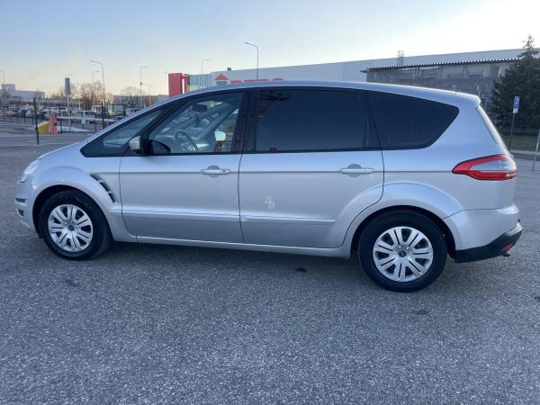 Pelēks Ford S-Max 2011 Kauņa, ar dzinēja tilpumu 2.00 L un nobraukumu 221 tūkst. km par 4450 €, foto 5 vietnē AUTOMOTO.COM.LV