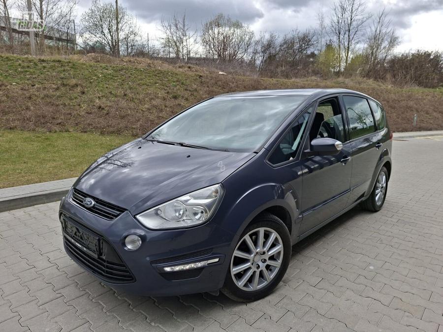 Grey Ford S-Max 2011 in Vilnius, with an engine capacity of 1.60 L and mileage of 249 thousand km for 4850 €, photo 4 on AUTOMOTO.COM.LV