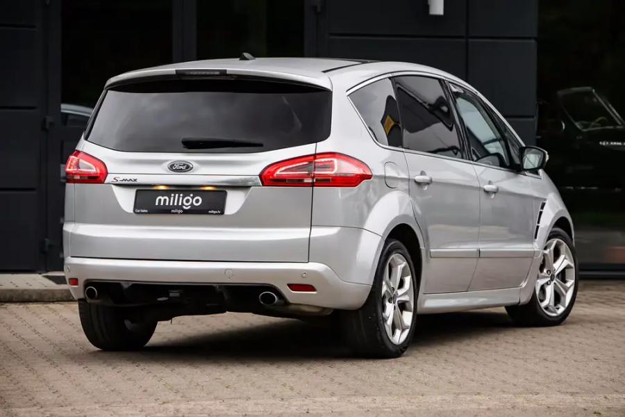 Grey Ford S-Max 2011 in Jelgava, with an engine capacity of 2.20 L and mileage of 0 thousand km for 6250 €, photo 7 on AUTOMOTO.COM.LV