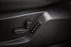 Grey Ford S-Max 2011 in Jelgava, with an engine capacity of 2.20 L and mileage of 0 thousand km for 6250 €, photo 13 on AUTOMOTO.COM.LV