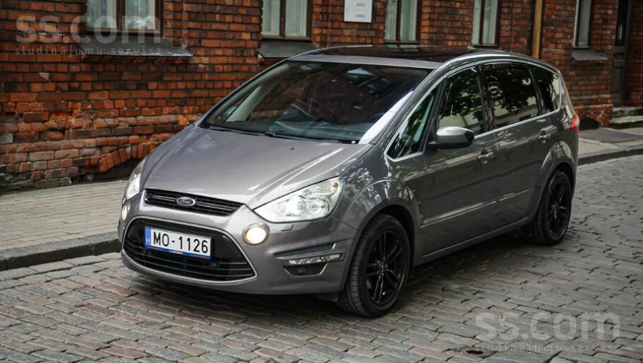 Pelēks Ford S-Max 2011 Rīga, ar dzinēja tilpumu 2.00 L un nobraukumu 249 tūkst. km par 3950 €, foto 1 vietnē AUTOMOTO.COM.LV