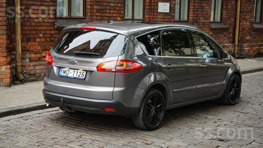 Pelēks Ford S-Max 2011 Rīga, ar dzinēja tilpumu 2.00 L un nobraukumu 249 tūkst. km par 3950 €, foto 5 vietnē AUTOMOTO.COM.LV