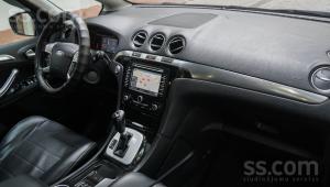 Pelēks Ford S-Max 2011 Rīga, ar dzinēja tilpumu 2.00 L un nobraukumu 249 tūkst. km par 3950 €, foto 12 vietnē AUTOMOTO.COM.LV