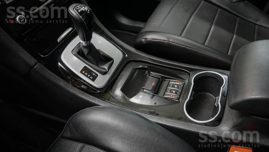 Pelēks Ford S-Max 2011 Rīga, ar dzinēja tilpumu 2.00 L un nobraukumu 249 tūkst. km par 3950 €, foto 16 vietnē AUTOMOTO.COM.LV