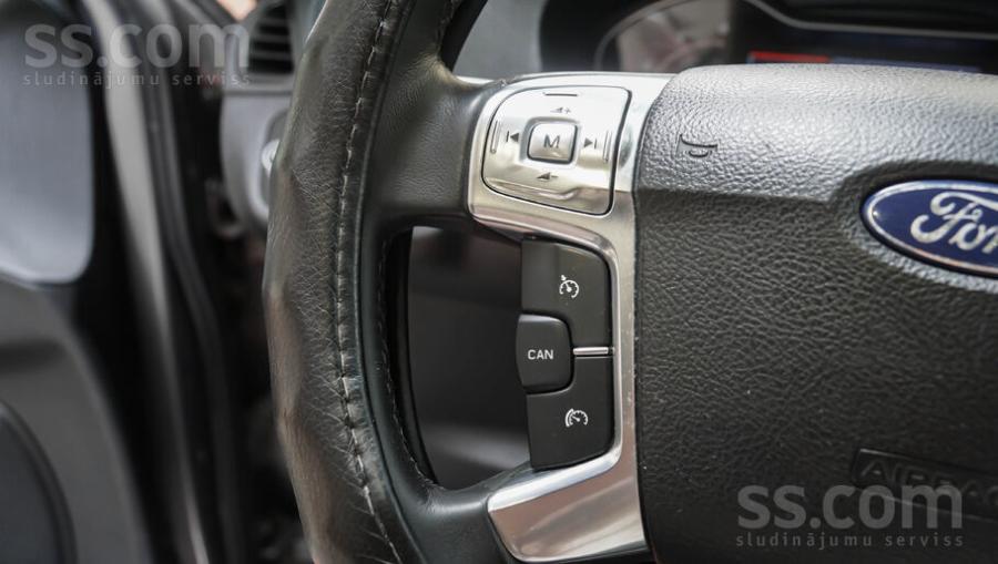 Pelēks Ford S-Max 2011 Rīga, ar dzinēja tilpumu 2.00 L un nobraukumu 249 tūkst. km par 3950 €, foto 17 vietnē AUTOMOTO.COM.LV
