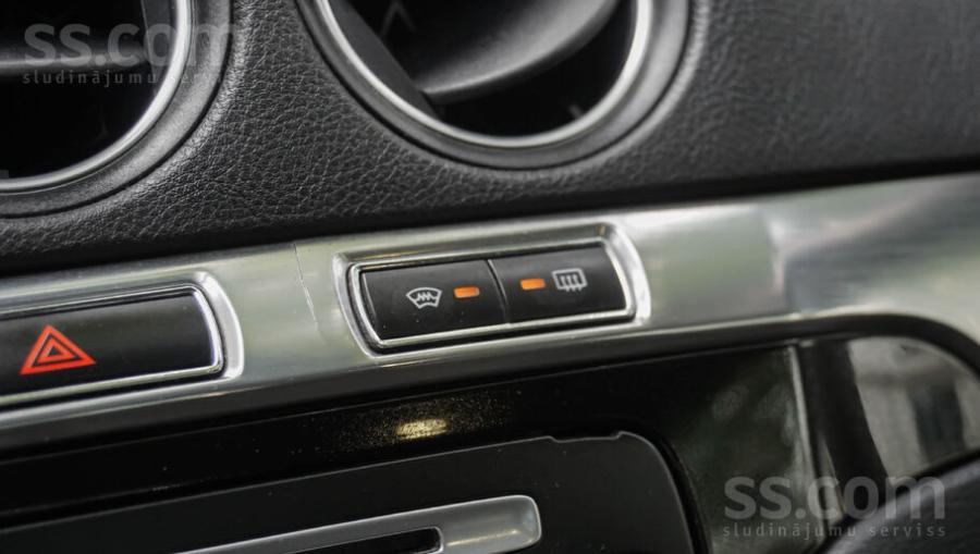 Pelēks Ford S-Max 2011 Rīga, ar dzinēja tilpumu 2.00 L un nobraukumu 249 tūkst. km par 3950 €, foto 22 vietnē AUTOMOTO.COM.LV