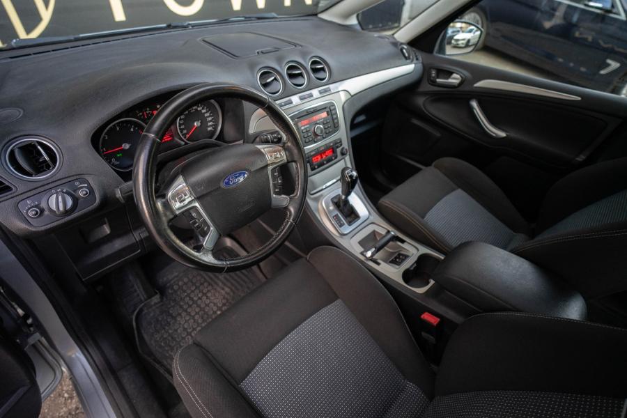 Pelēks Ford S-Max 2011 Rīga, ar dzinēja tilpumu 2.00 L un nobraukumu 339 tūkst. km par 3199 €, foto 14 vietnē AUTOMOTO.COM.LV