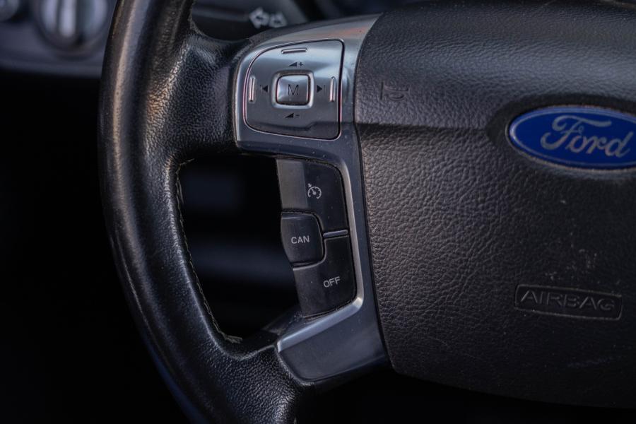 Pelēks Ford S-Max 2011 Rīga, ar dzinēja tilpumu 2.00 L un nobraukumu 339 tūkst. km par 3199 €, foto 17 vietnē AUTOMOTO.COM.LV