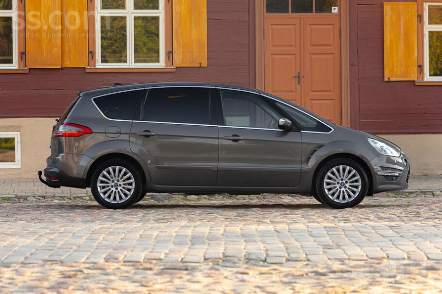 Grey Ford S-Max 2011 in Jelgava, with an engine capacity of 2.00 L and mileage of 0 thousand km for 5990 €, photo 16 on AUTOMOTO.COM.LV