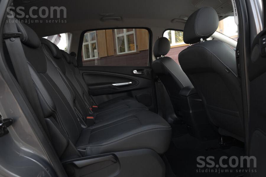 Grey Ford S-Max 2011 in Jelgava, with an engine capacity of 2.00 L and mileage of 0 thousand km for 5990 €, photo 21 on AUTOMOTO.COM.LV