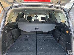 Grey Ford S-Max 2011 in Kretinga, with an engine capacity of 2.00 L and mileage of 285 thousand km for 4200 €, photo 15 on AUTOMOTO.COM.LV