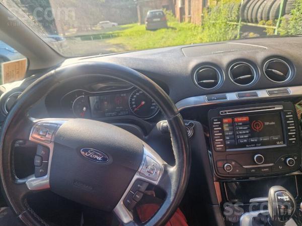 Pelēks Ford S-Max 2011 Rīga, ar dzinēja tilpumu 2.00 L un nobraukumu 348 tūkst. km par 5200 €, foto 4 vietnē AUTOMOTO.COM.LV