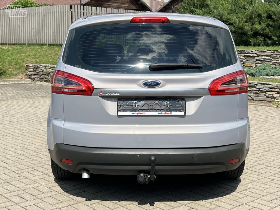 Grey Ford S-Max 2011 in Kedainiai, with an engine capacity of 2.00 L and mileage of 266 thousand km for 4999 €, photo 10 on AUTOMOTO.COM.LV