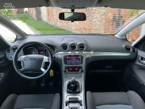 Grey Ford S-Max 2011 in Kedainiai, with an engine capacity of 2.00 L and mileage of 266 thousand km for 4999 €, photo 14 on AUTOMOTO.COM.LV