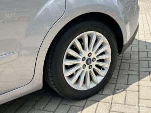 Grey Ford S-Max 2011 in Kedainiai, with an engine capacity of 2.00 L and mileage of 266 thousand km for 4999 €, photo 34 on AUTOMOTO.COM.LV