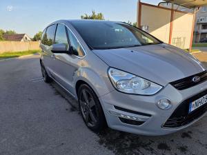 Grey Ford S-Max 2011 in Kretinga, with an engine capacity of 2.00 L and mileage of 283 thousand km for 3995 €, photo 3 on AUTOMOTO.COM.LV