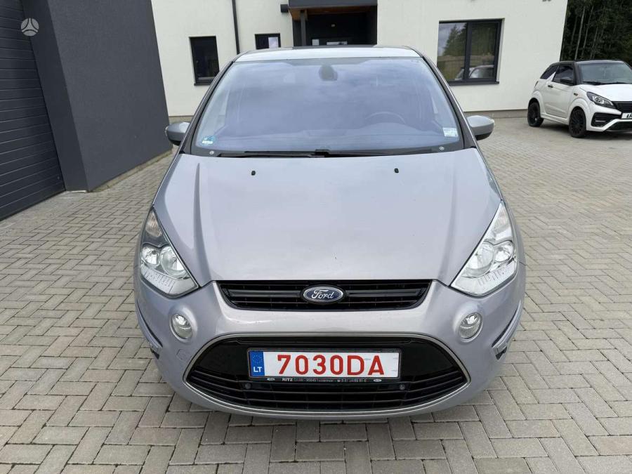 Pelēks Ford S-Max 2011 Utena, ar dzinēja tilpumu 2.18 L un nobraukumu 331 tūkst. km par 5990 €, foto 3 vietnē AUTOMOTO.COM.LV