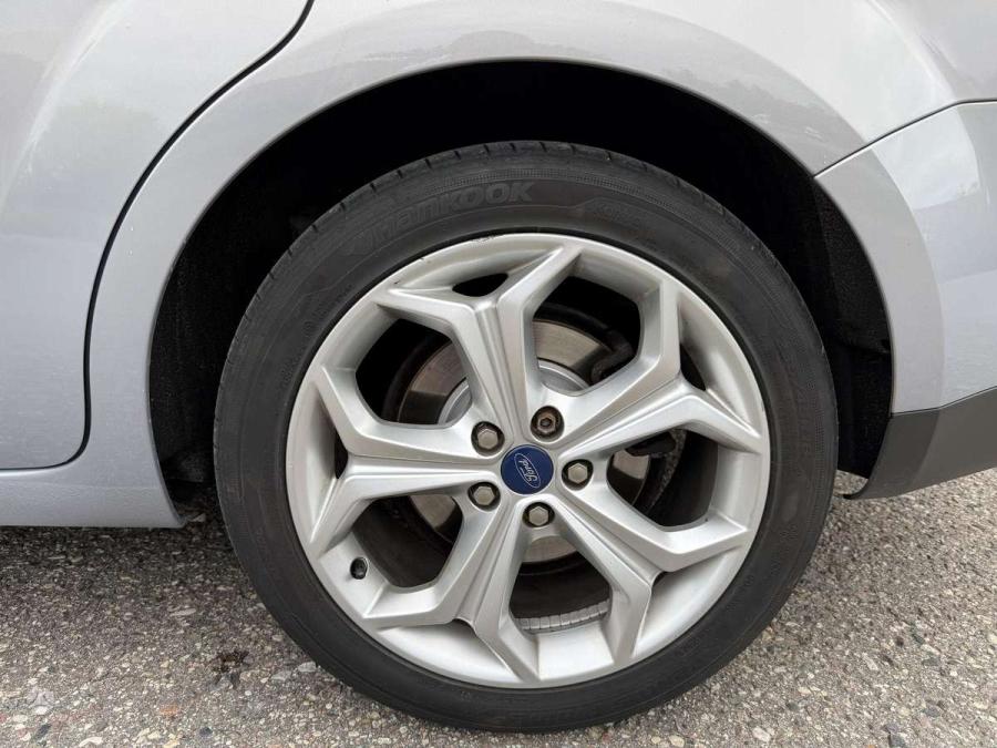 Pelēks Ford S-Max 2011 Utena, ar dzinēja tilpumu 2.18 L un nobraukumu 331 tūkst. km par 5990 €, foto 11 vietnē AUTOMOTO.COM.LV