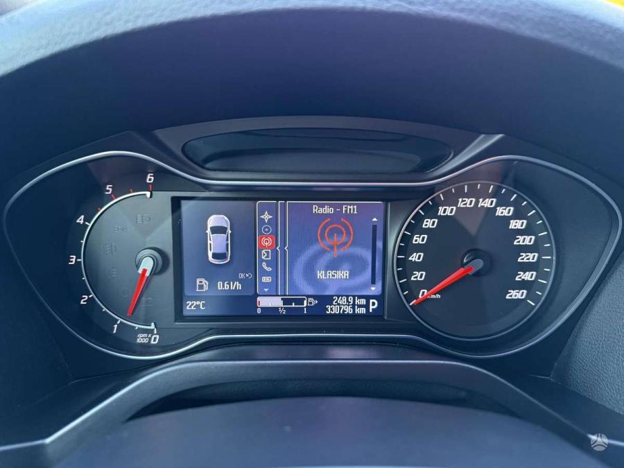 Pelēks Ford S-Max 2011 Utena, ar dzinēja tilpumu 2.18 L un nobraukumu 331 tūkst. km par 5990 €, foto 20 vietnē AUTOMOTO.COM.LV