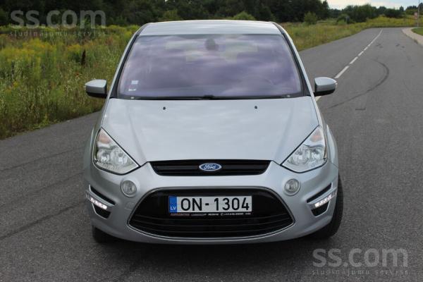 Grey Ford S-Max 2011 in Rezekne, with an engine capacity of 2.00 L and mileage of 288 thousand km for 5080 €, photo 4 on AUTOMOTO.COM.LV
