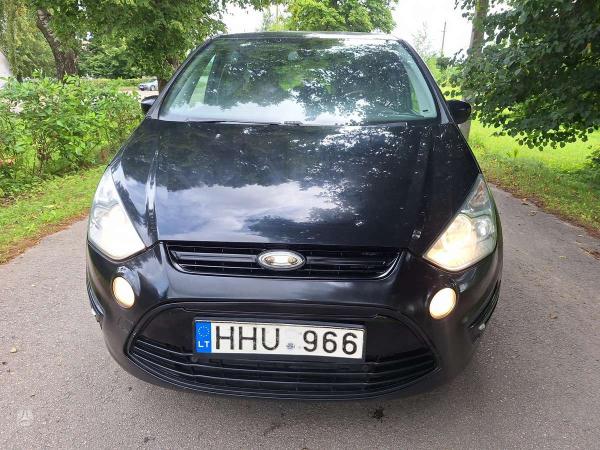 Grey Ford S-Max 2011 in Kelme, with an engine capacity of 2.00 L and mileage of 286 thousand km for 3900 €, photo 4 on AUTOMOTO.COM.LV