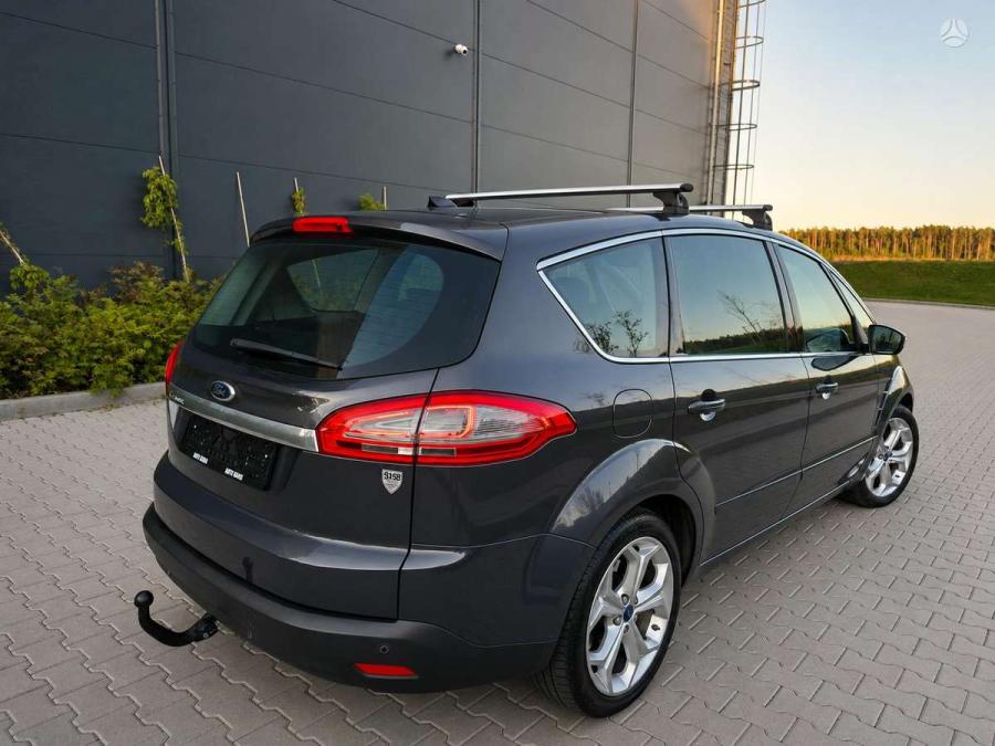 Grey Ford S-Max 2011 in Vilnius, with an engine capacity of 2.00 L and mileage of 182 thousand km for 5750 €, photo 3 on AUTOMOTO.COM.LV