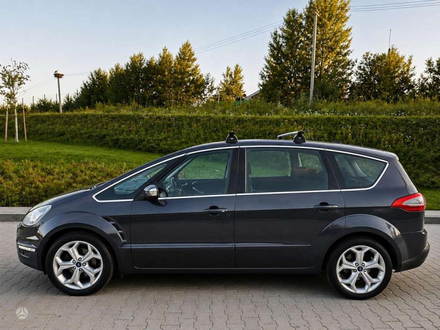 Grey Ford S-Max 2011 in Vilnius, with an engine capacity of 2.00 L and mileage of 182 thousand km for 5750 €, photo 6 on AUTOMOTO.COM.LV