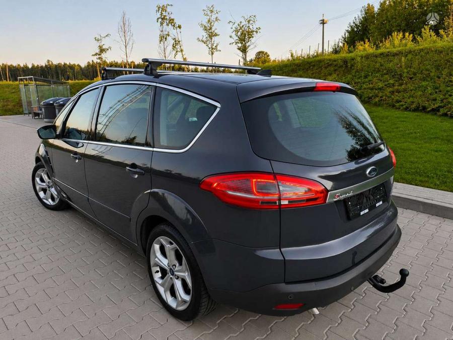 Grey Ford S-Max 2011 in Vilnius, with an engine capacity of 2.00 L and mileage of 182 thousand km for 5750 €, photo 7 on AUTOMOTO.COM.LV