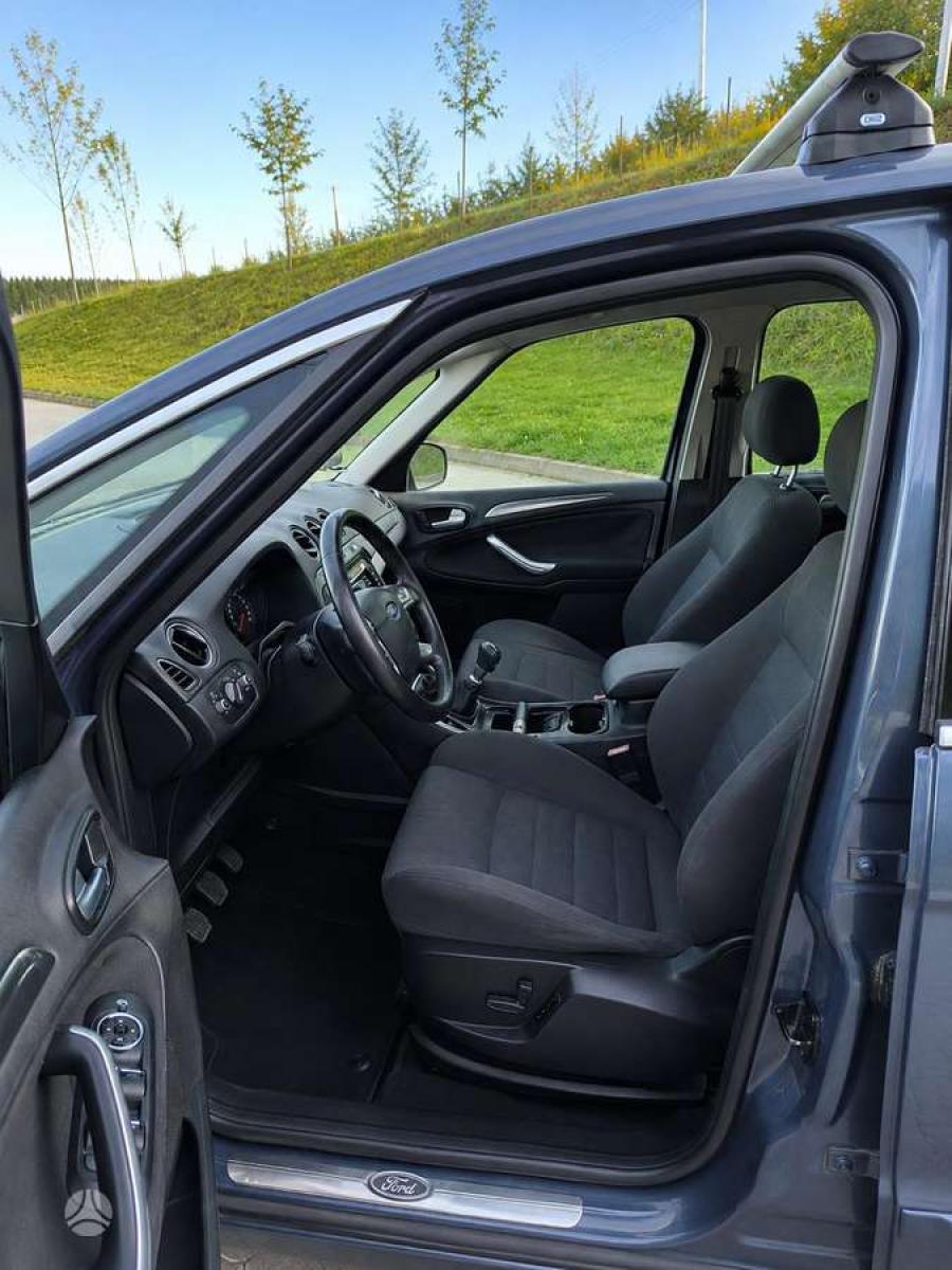 Grey Ford S-Max 2011 in Vilnius, with an engine capacity of 2.00 L and mileage of 182 thousand km for 5750 €, photo 10 on AUTOMOTO.COM.LV